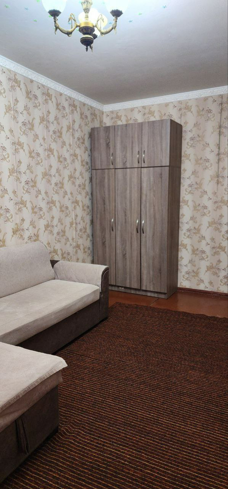 Продается 1/3/4  квартира, Чиланзар 8 квартал