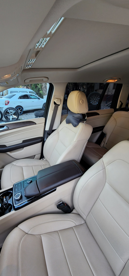 Mercedes Benz GLS 400 sotiladi