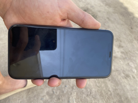 iphone 11 qora srochniga