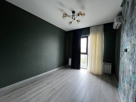 Срочно Продается Новостройка Акай Сити 3-комн 122м2 авторский ремонтом