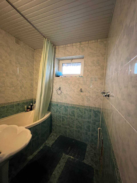 Квартира 4/4/4, 80 м², Хумаюн, Геофизика, 2 балкона, подвал