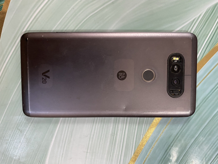 Продаю Lg V20 . Очень хороший телефон
