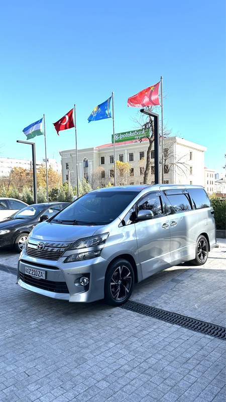TOYOTA vellfire alphard