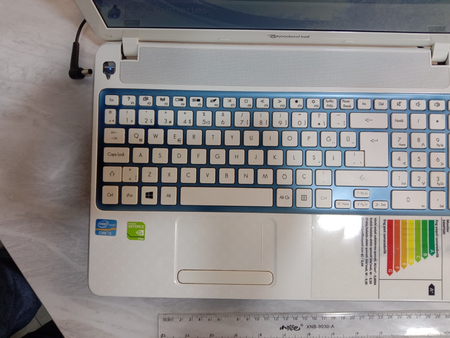 Novtbok 16. Ekran.ssd 120. Ram 12  i5 2.90