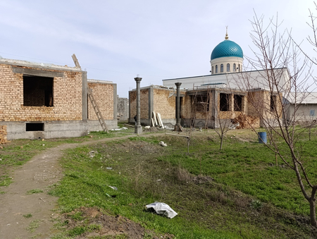 Rim ustunlar quyamiz joyiga borib