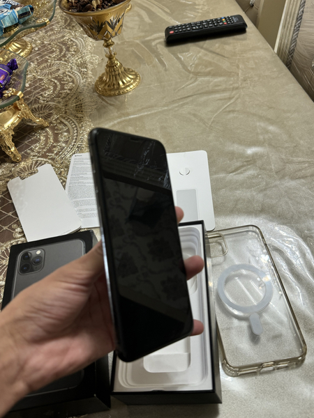 Iphone 11 Pro max LL/A ideal