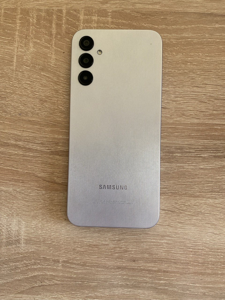 Samsung A14 yangi tutilmagan 128gb telafon tutkan odam Mazza qip tutad