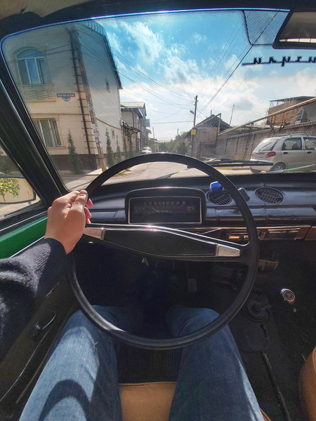 vaz 2101 sotiladi