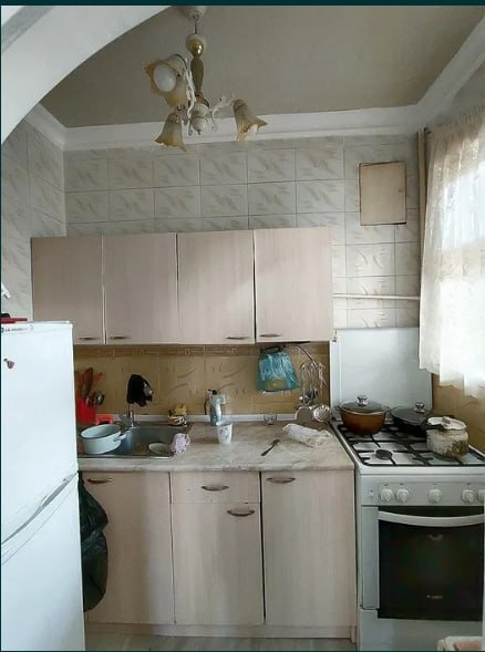 Бобура ПРОДАЮ 1/4/4 нотариальная 1