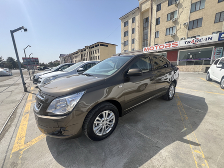 кобилт авто машина сотилади