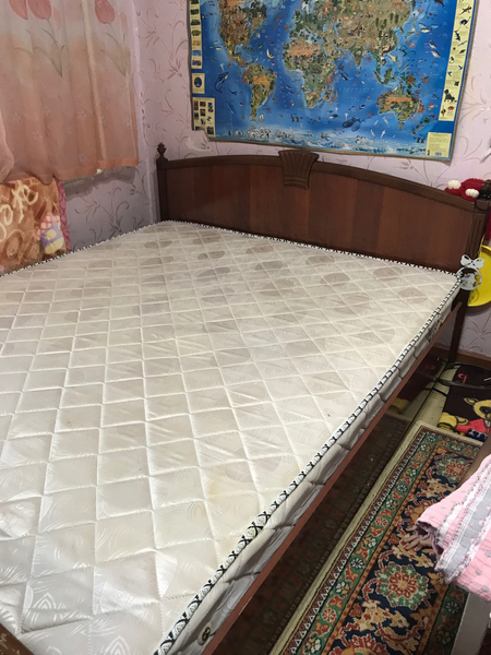 Кровать двуспальная