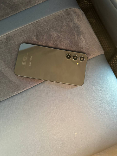 Samsung a54 8/256 srochna