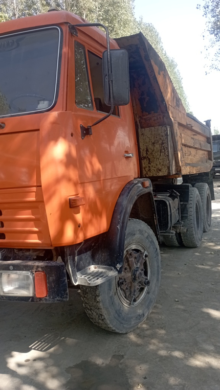 Samosval kamaz sotiladi