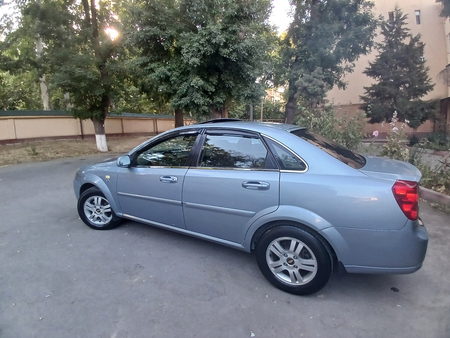 Lacetti 1.6 avtomat 2013