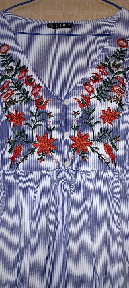 Женская туника, вышитая, новая