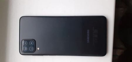 Samsung A12 sotiladi narxi 650 ming som