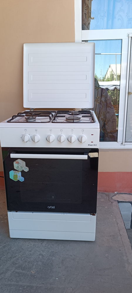 Gaz plita dudboʻroni bilan birga Artel