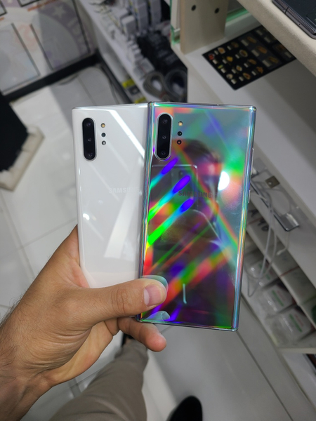 Срочно Samsung s9 64gb Телефон отличном состояние