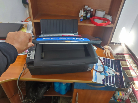 Epson xp 103 kopiya skanerli tezkor rangli printr holati idialni zor