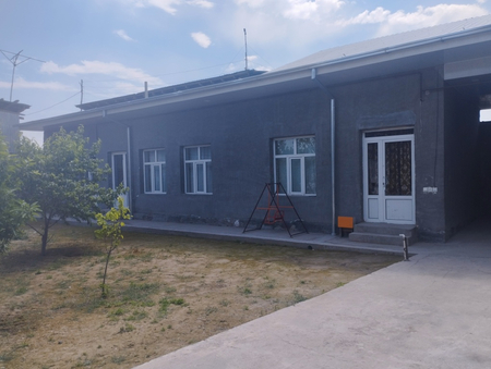 Келес,  Кўк теракда 4,5сотих 3хона ховли сотилади.