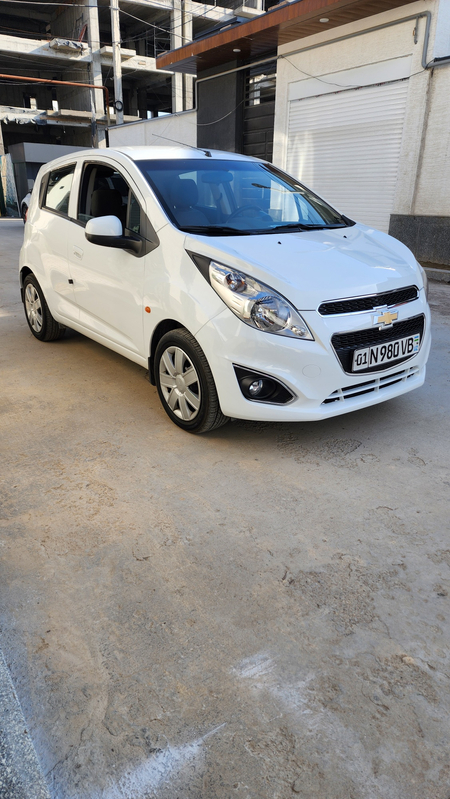 Chevrolet Spark Sotiladi