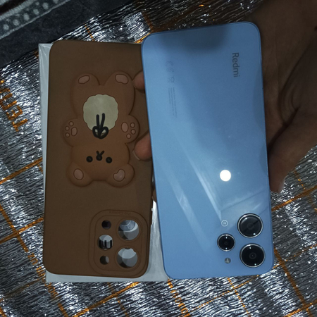 Redmi 12 srochna sotiladi!