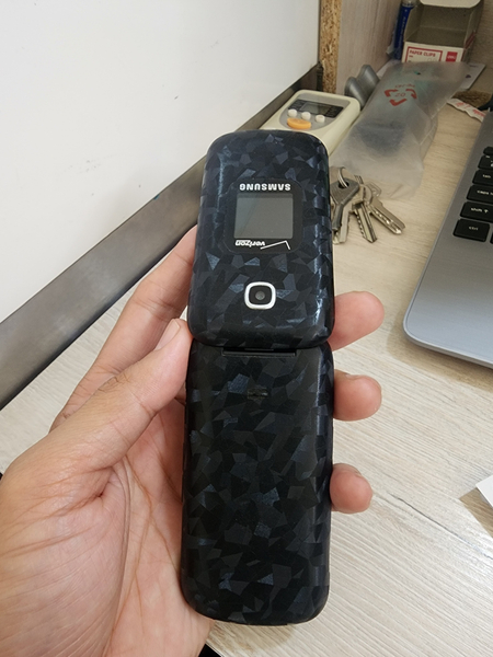 Verizo  samsung sotiladi