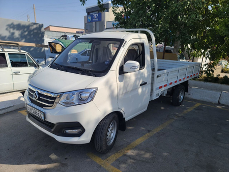 Продаётся Автомобиль Changan 2023 года