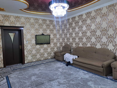 Каракалпакстан кошеси бойында уй ижара бериледи (багдар М.Мухаммедов)