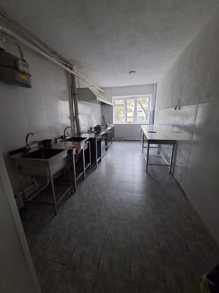 Arenda kvartira Yashnabod kadishva 1xona opshishita 3etaj metro oldida