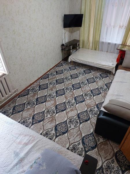 Ахмад Югнакий 2/3/5 Балкон2х6 ттз
