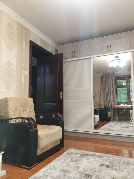 Продается квартира на Чиланзаре 2 квартале. 1/2/4. Можно под ипотеку