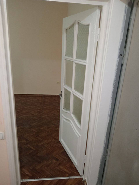 Срочно продаётся 1 комнатная квартира в 15 квартале, 38², 1,5*6 балкон