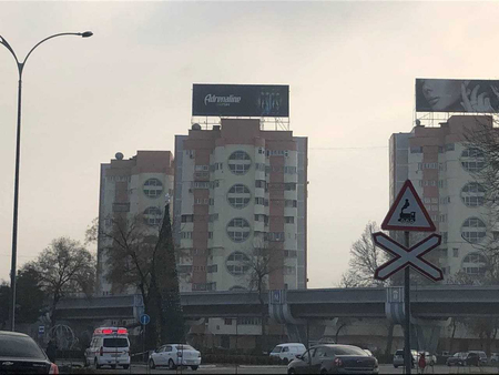 Реклама на брендмауэрах в Узбекистане