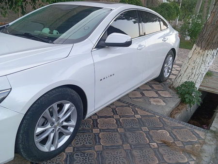 Malibu 2.4 Atmosfer Ideal 18.200$ kelishamiz