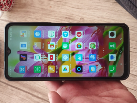 Infinix Hot 30i   4+4/128
