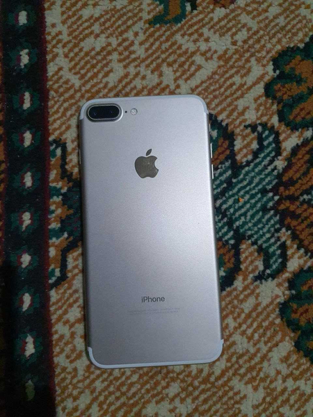 iphone 7+ srochno sotiladi