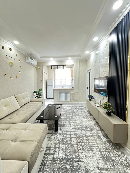 Чиланзар7 2х комнаты меб+тех евро балкон 1.5*3 не торец площадь 45