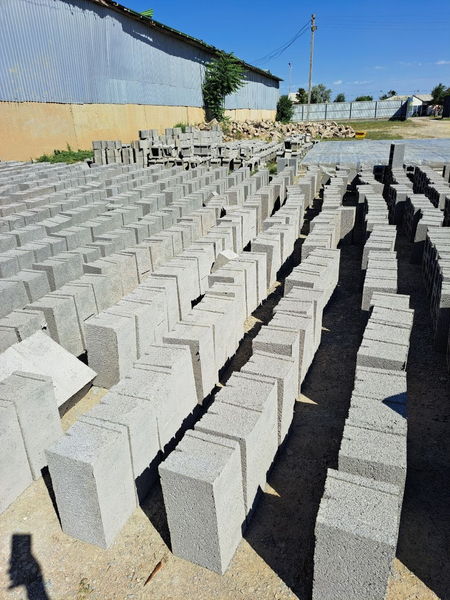 Shlakblok apart xamma nasal bilan arzon qip beramiz