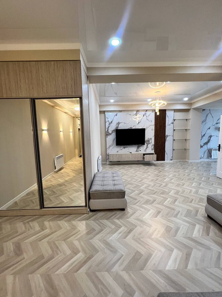 Продается квартира в центре Ташкента, Якасарайский район.