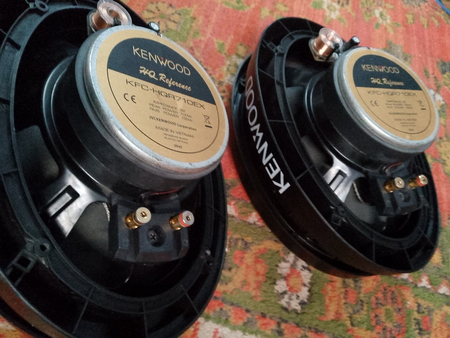Kenwood 700wat boteks