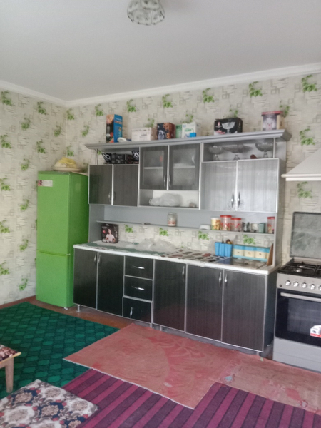 Gijduvon Shaxaxrida 4 sotiqlik xovli sotiladi