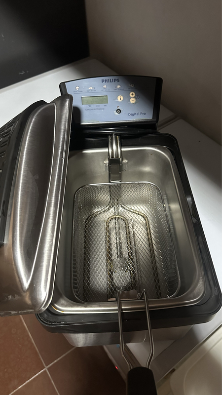 Фритюрница Philips HD 6161