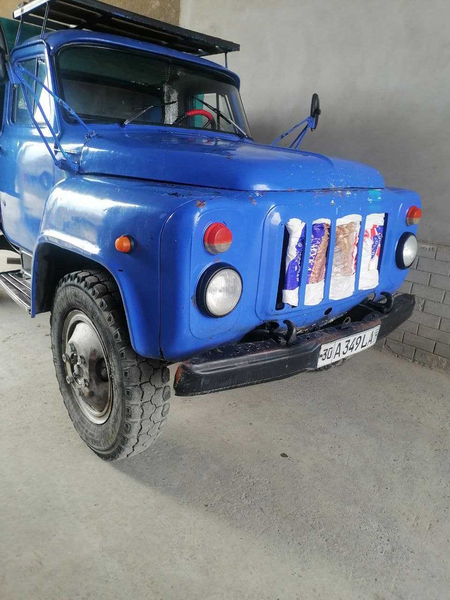 Gaz 52 sotiladi holati a'lo