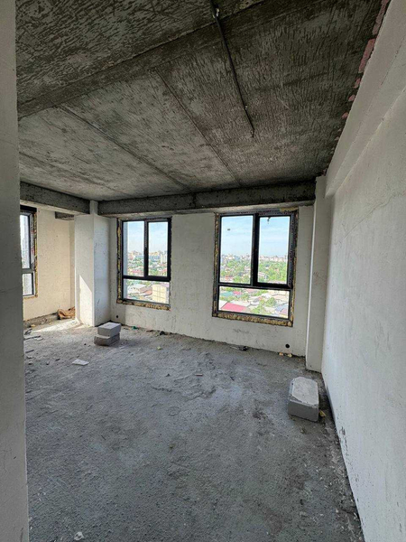 Продается квартира студия в Black Tower.  Вид на весь Ташкент