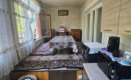 Продаётся квартиры 5/1/4 на Юнусабадском  районе 18-й квартал (J2414)