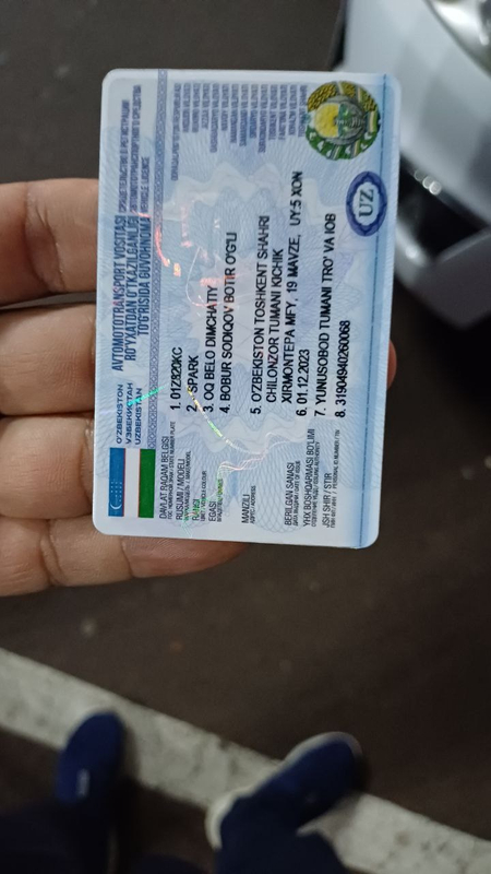 Срочно продам Спарк автомат