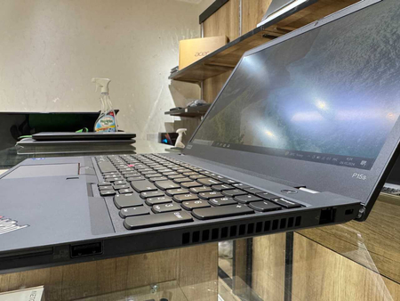 Lenovo ThinkPad P15s Core i5-1145G7 озу8гб хард256ssd Nvidia T500