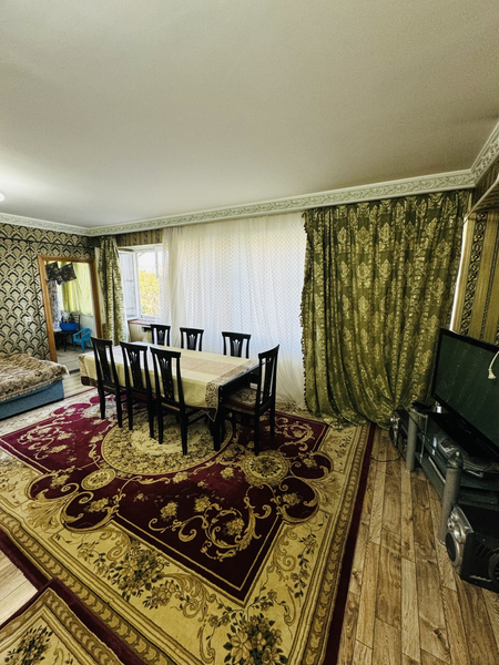Продам 5 комнатную квартиру французская планировка