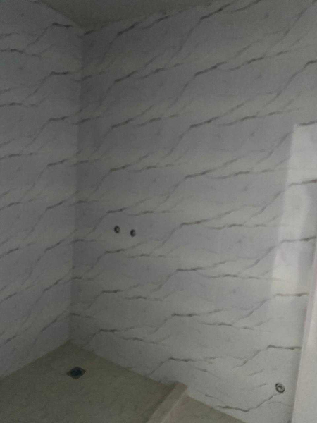 продается  коттедж в общем дворе